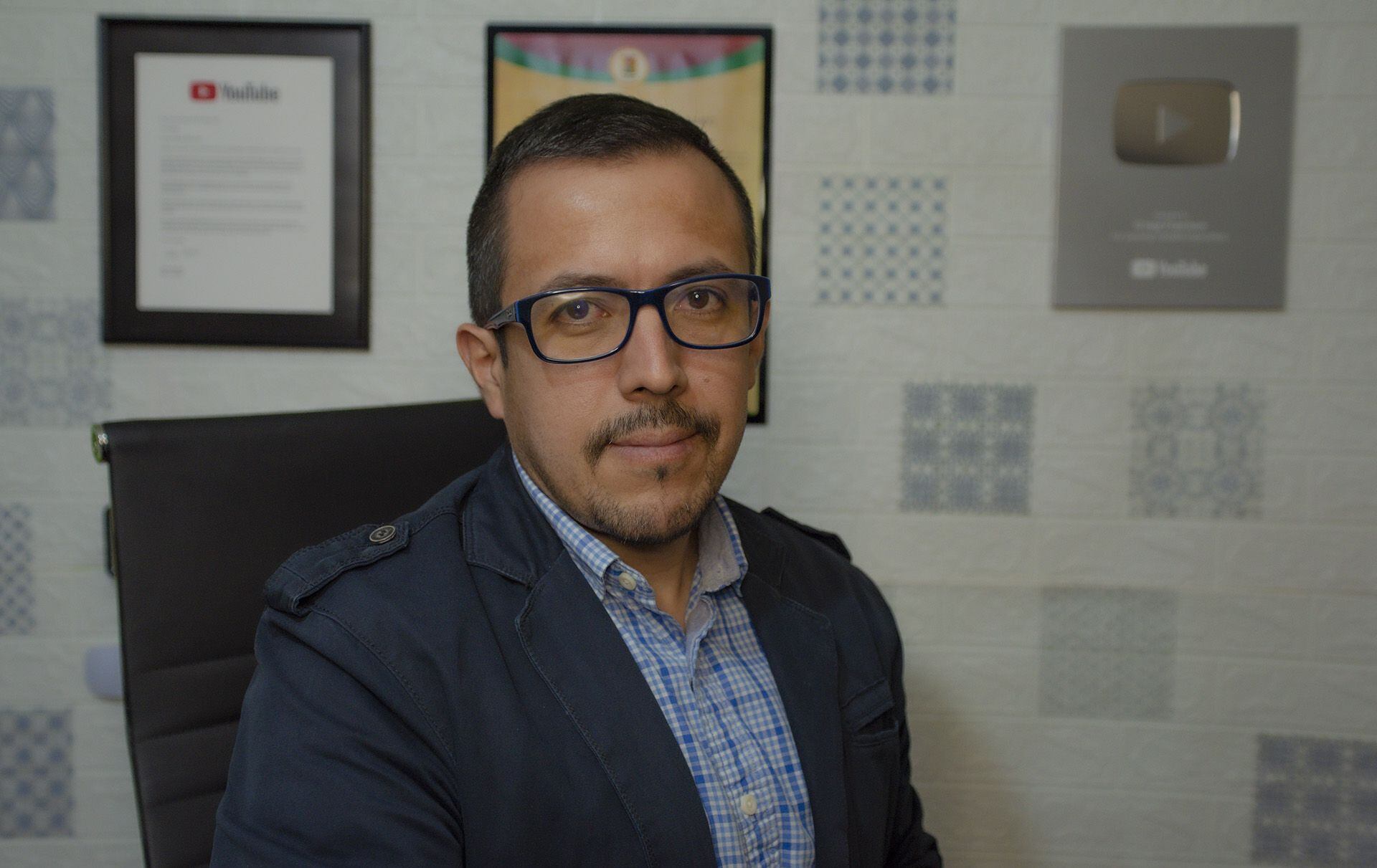 El ‘Inge Francisco’ triunfa en redes enseñando Excel | Ecuador ...