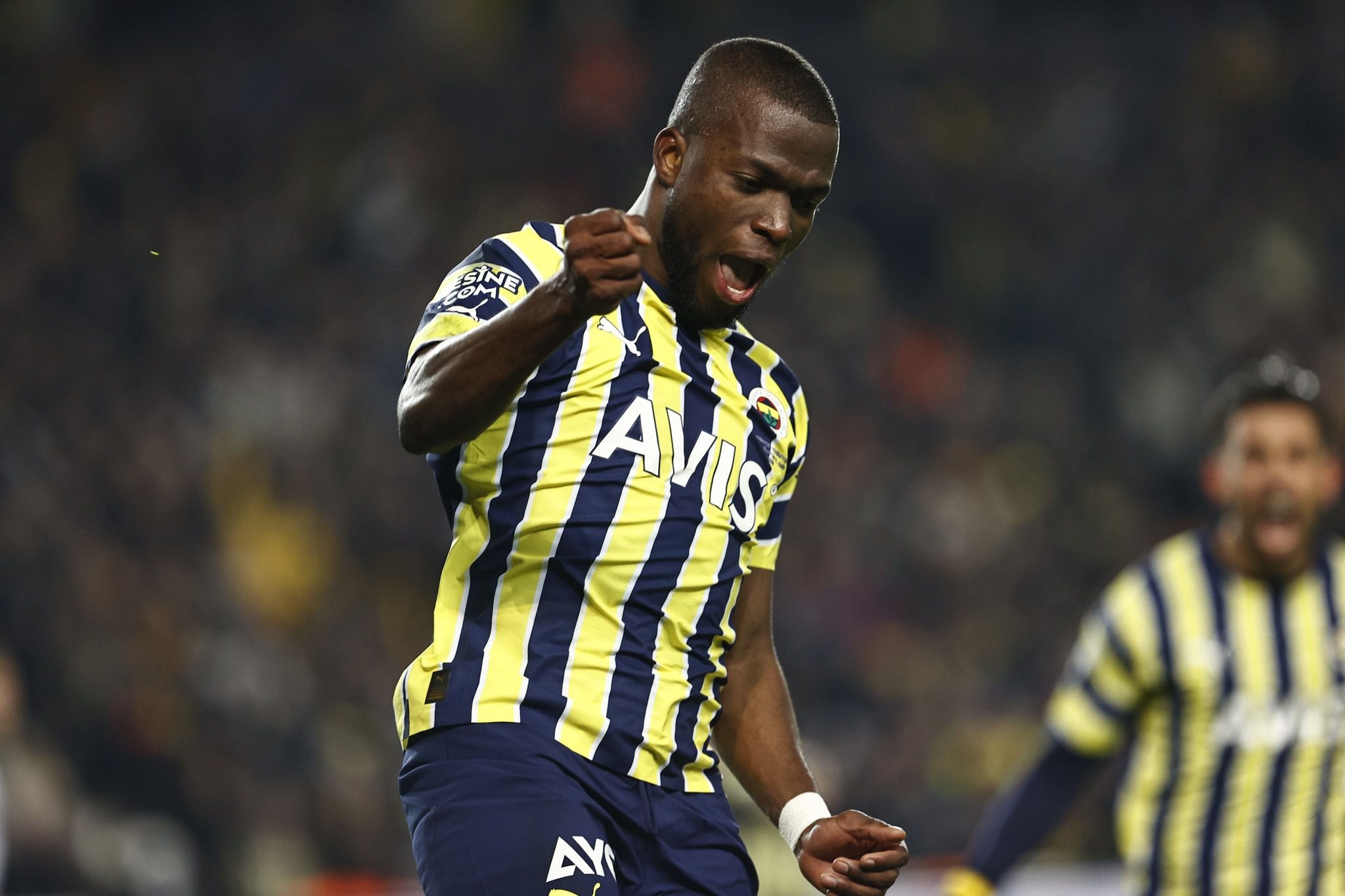 Enner Valencia pacta precontrato con Inter de Porto Alegre y se ...
