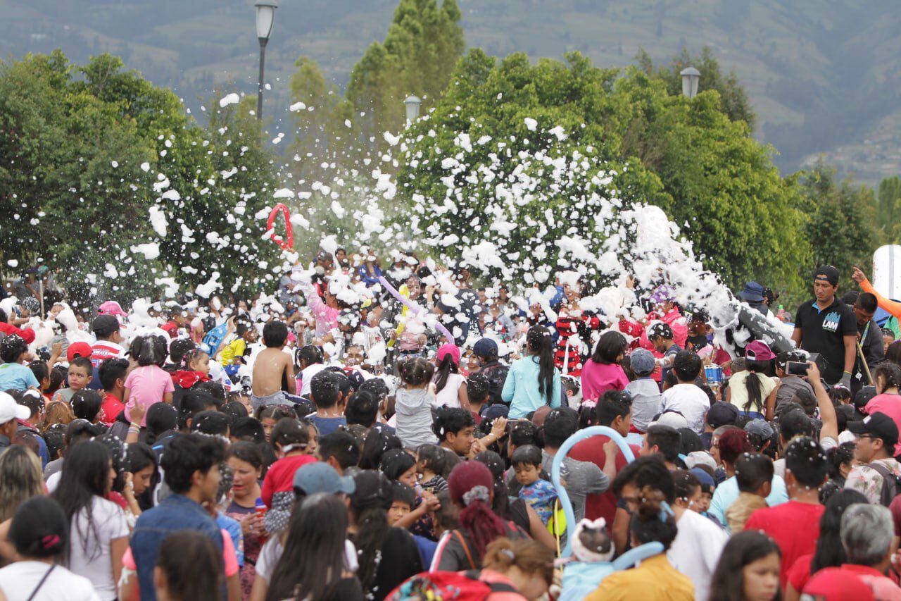 Carnaval ambateño movió la economía de restaurantes y hoteles; hay ...