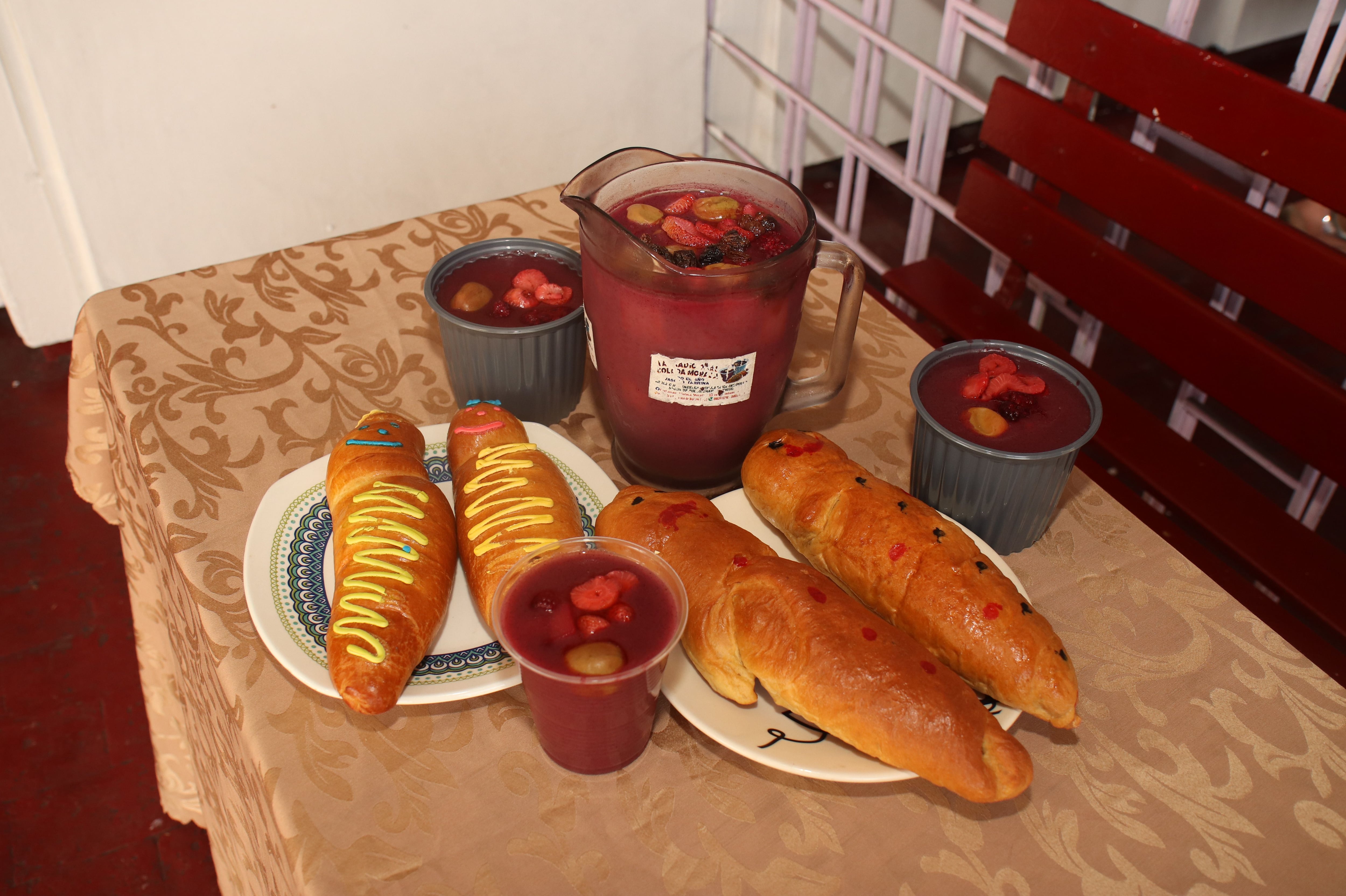 La ruta de la colada morada y guaguas de pan en Guayaquil: precios ...