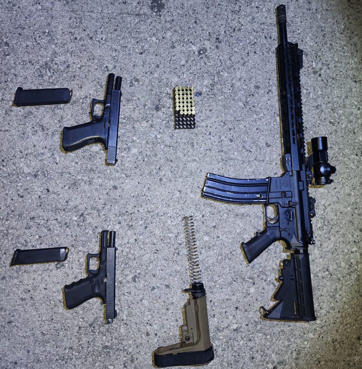 Doce supuestos miembros de Los Tiburones fueron detenidos en Guayaquil ...