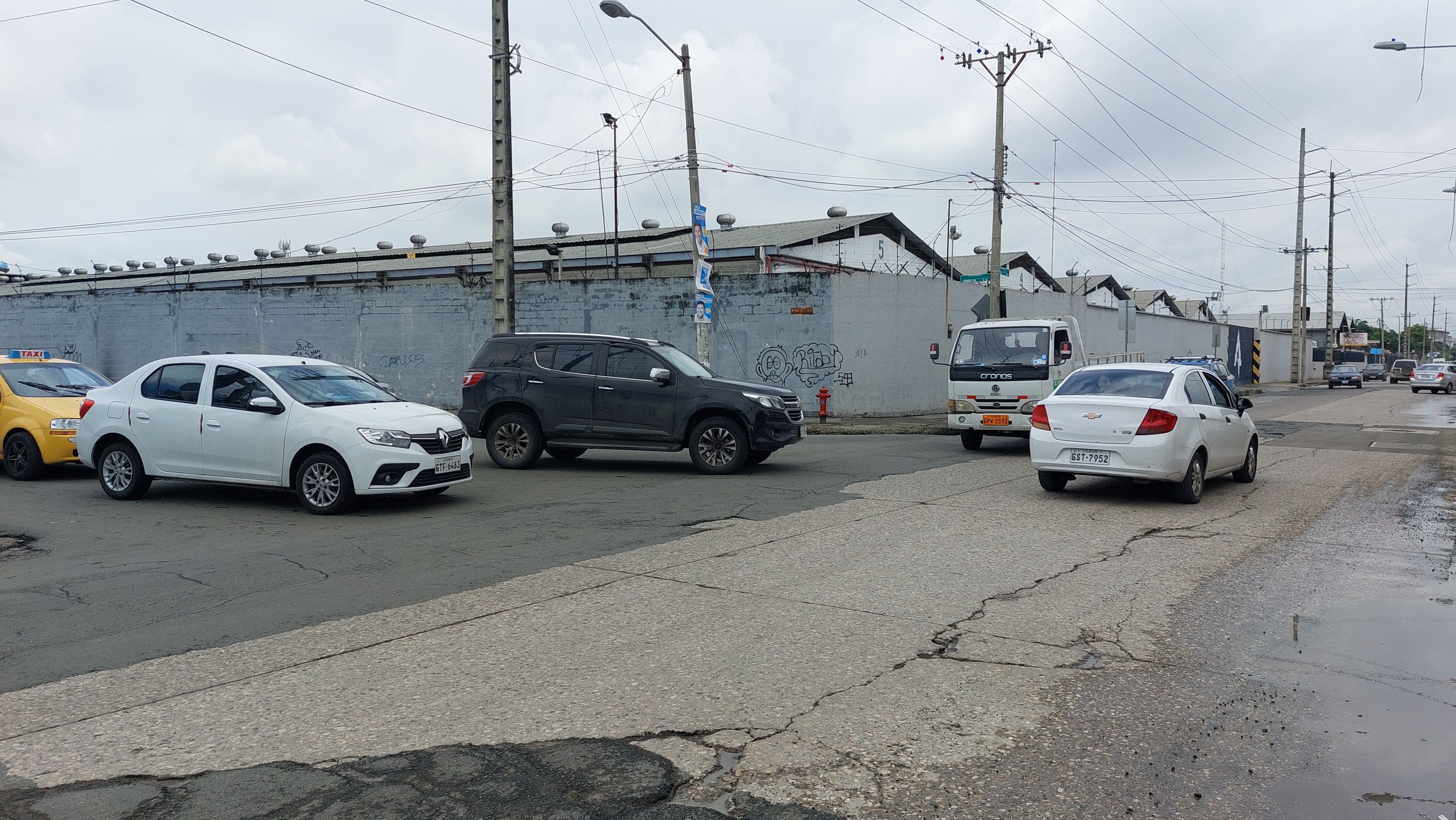 En cercanías de puente que va de la autopista Narcisa de Jesús a La ...
