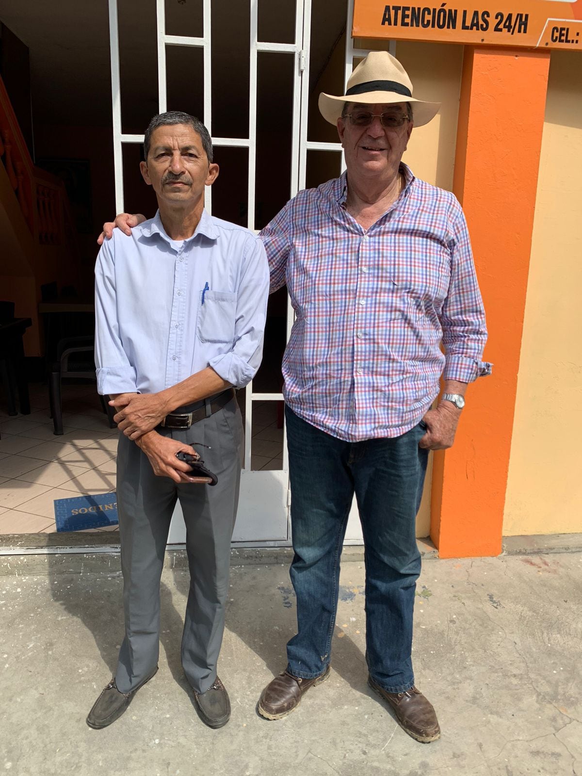 Tres gigantes montuvios: el pechiche, el matapalo y el achiote ...