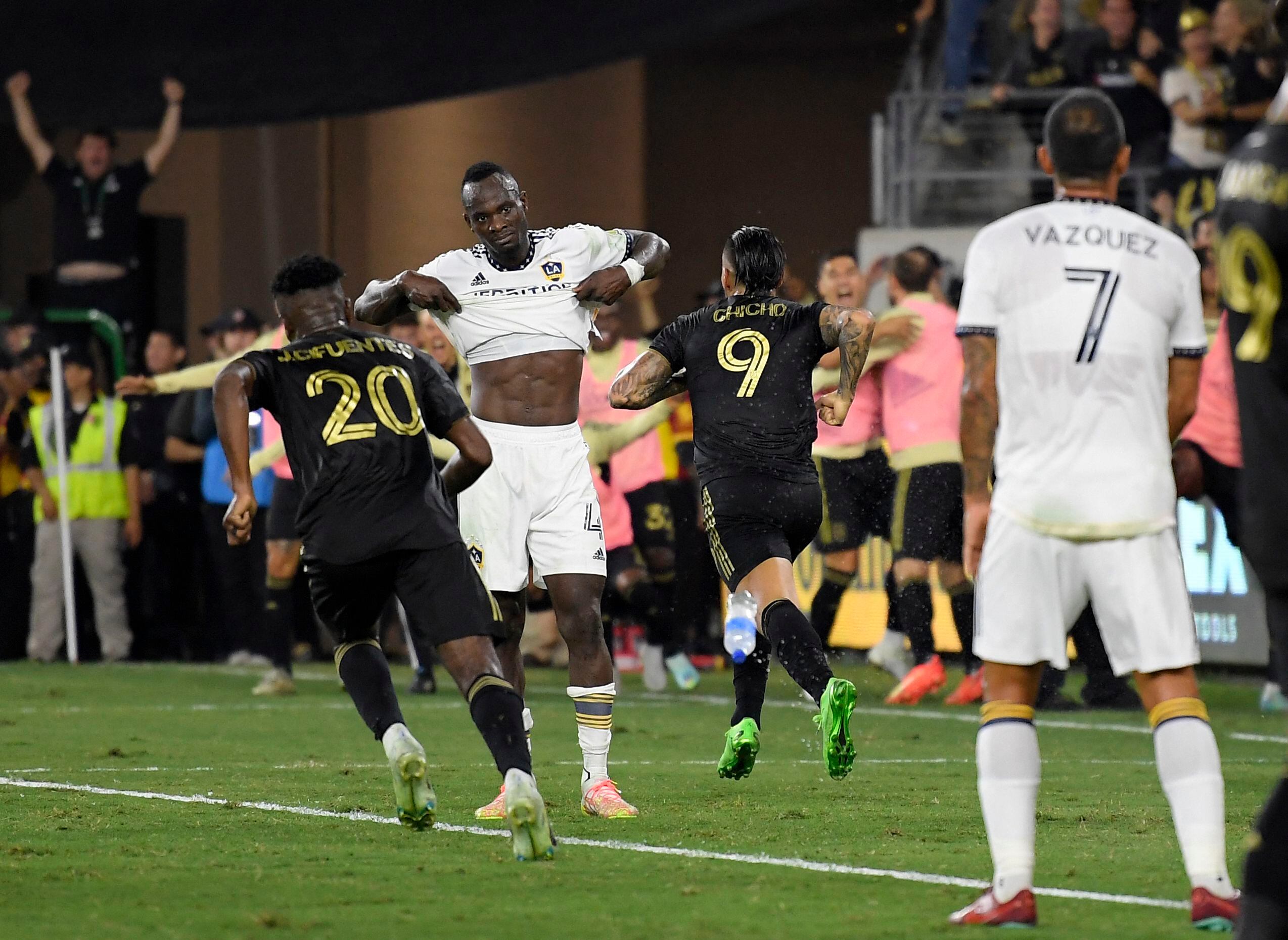 José Cifuentes, Diego Palacios y Jhegson Méndez, campeones de la MLS ... José Cifuentes, Diego Palacios y Jhegson Méndez, campeones de la MLS ...
