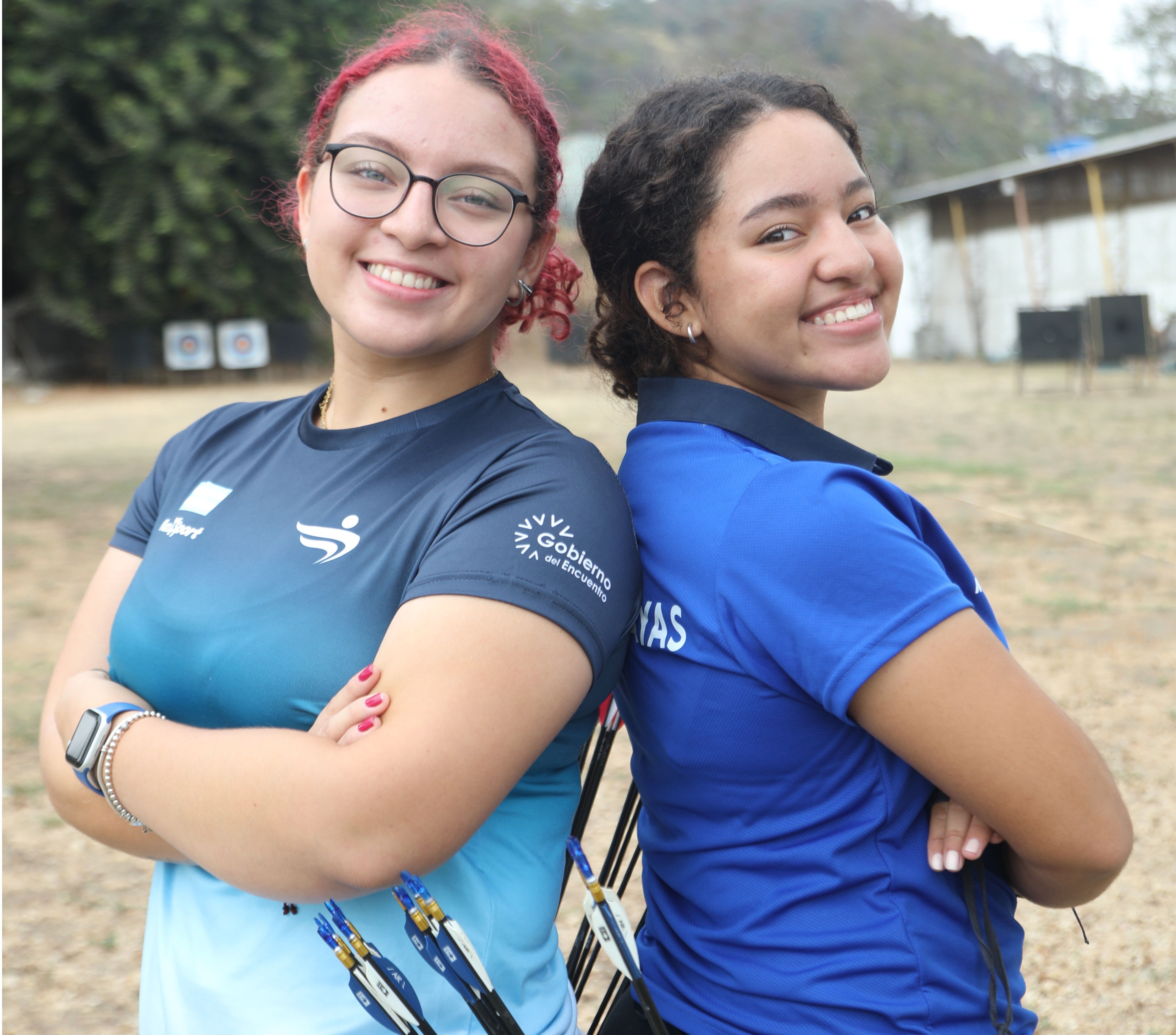 El arco y la gloria unen a las hermanas Dana y Mía Navarrete Vargas ...